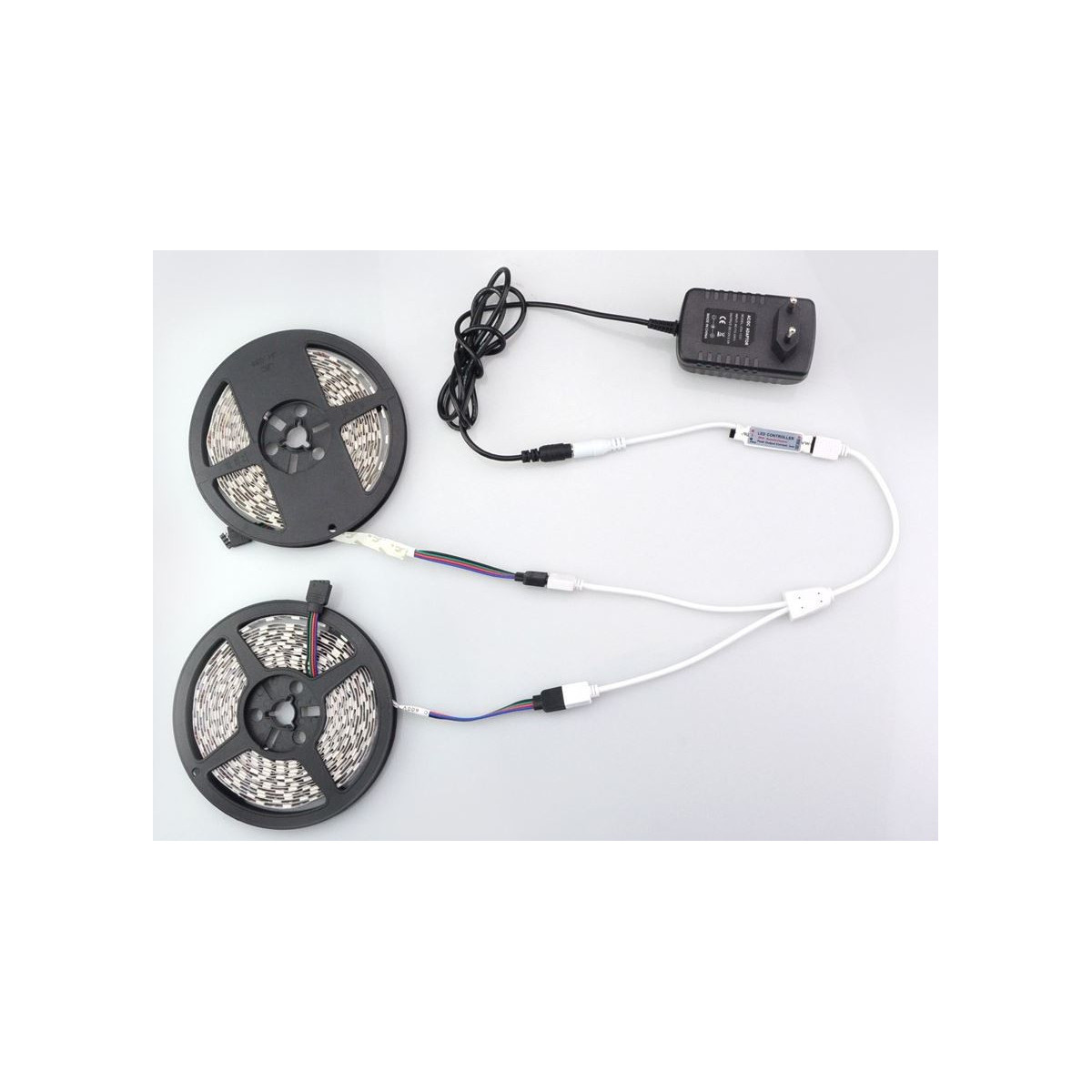 Connector 1 input 2 outputs LED strip RGB 12/24v